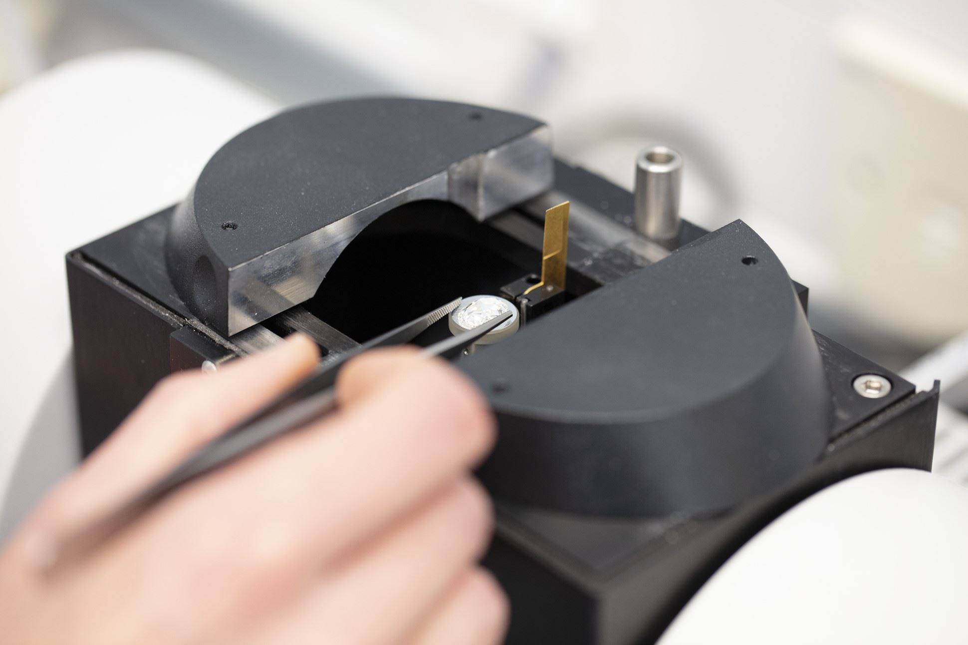 Diamond grading explained - Institute of Diamonds